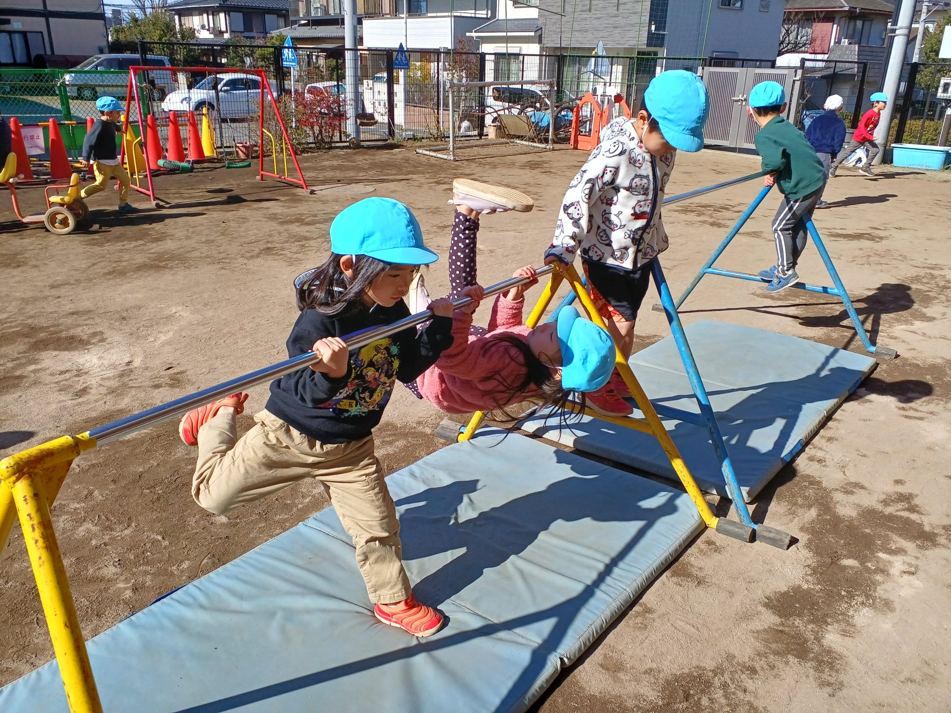 節分制作＆園庭で遊んだよ♪ - 社会福祉法人葵福祉会亀井野保育園